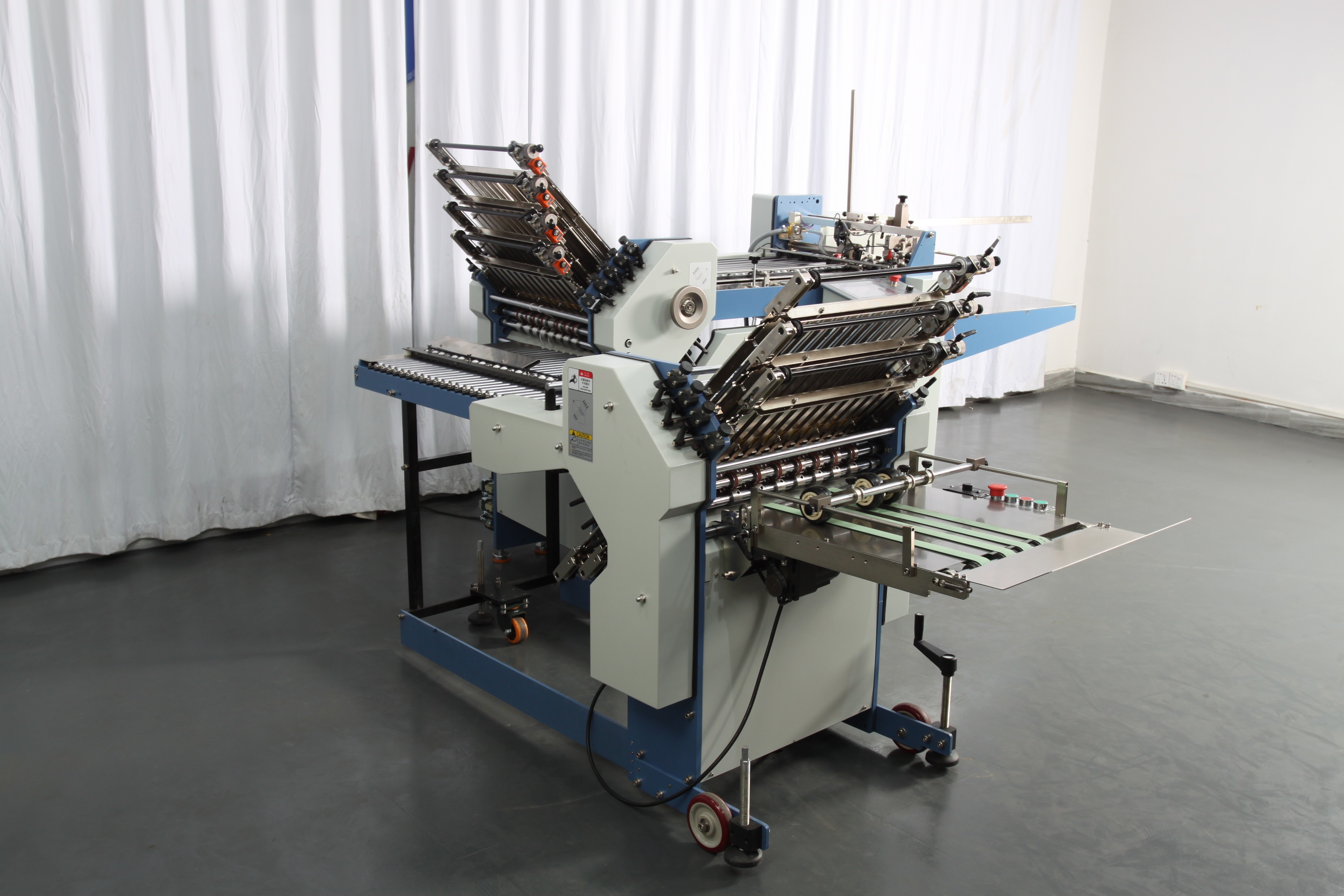 Cross Fold Auto Paper Folding Machine 360mm Width 8 Buckle Plate With ...