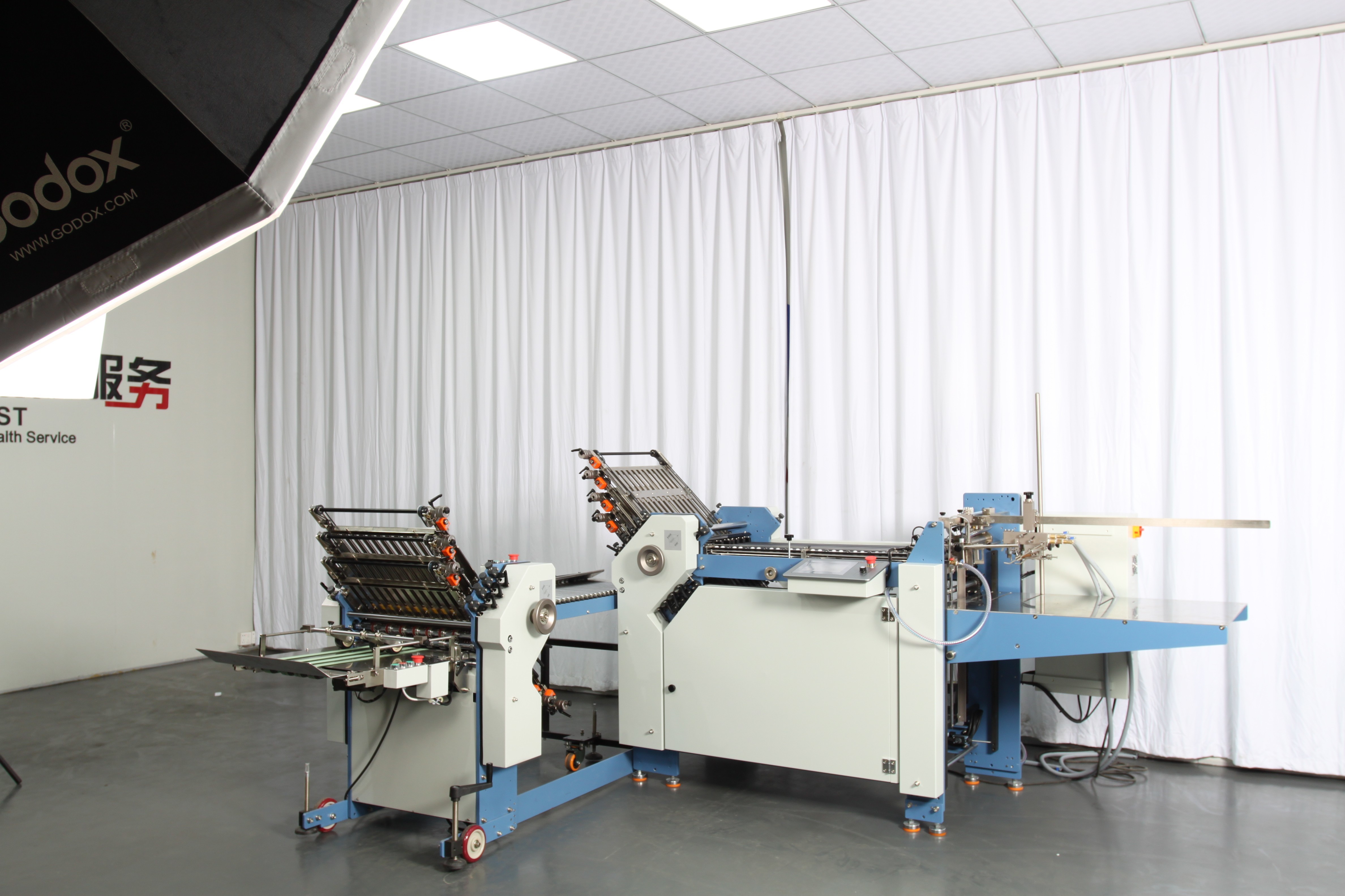 380V A3 Folding Machine , Commercial Paper Folder With High Performance ...